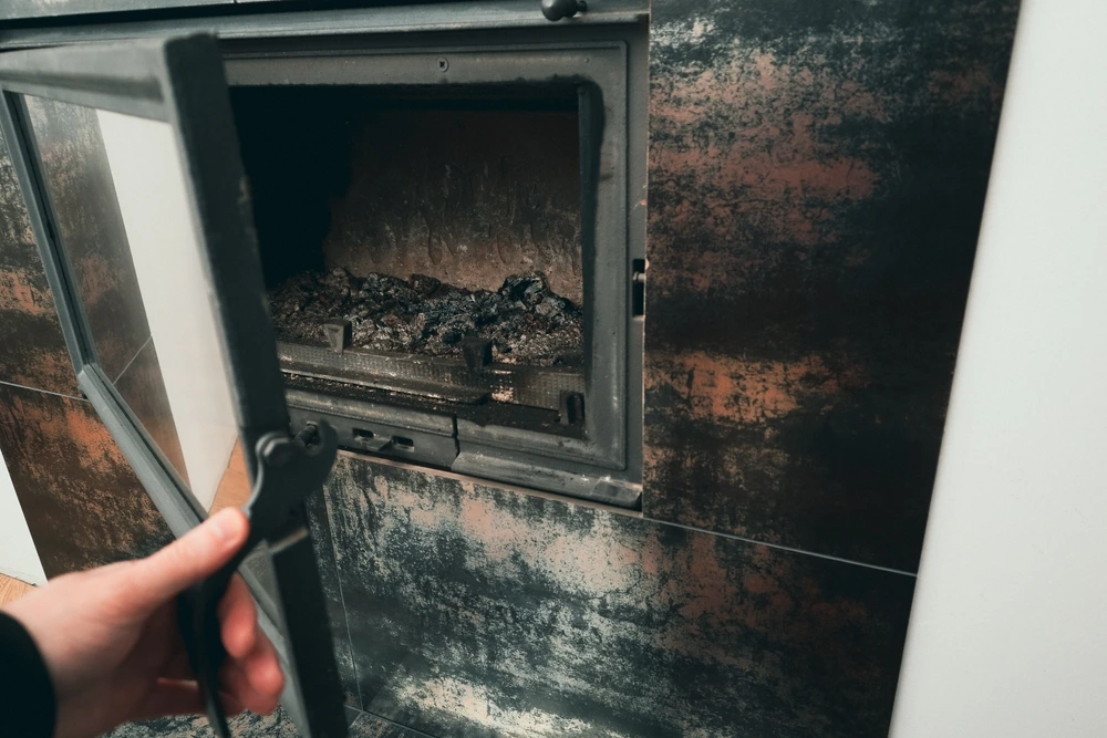 Removing a Fireplace: Steps for a Successful Home Renovation ...